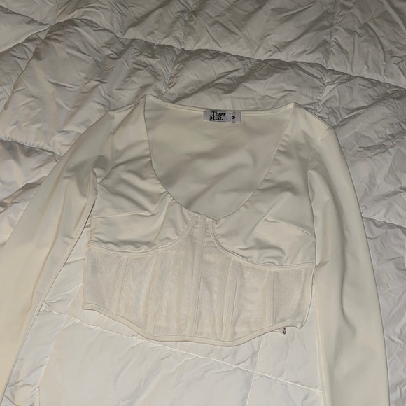 Tiger Mist | Tops | Tiger Mist Long Sleeve Crop Top | Poshmark